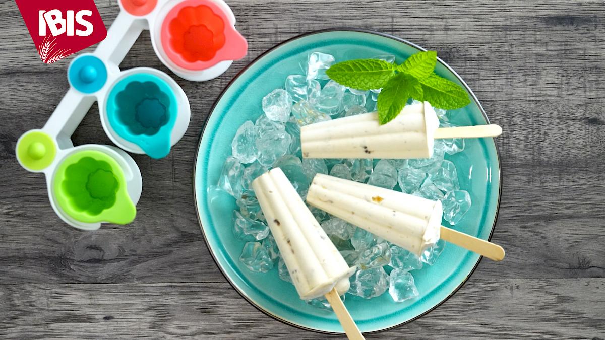 Salted Caramel Ice Cream with IBIS chocolate breadcrumbs | IBIS Backwaren